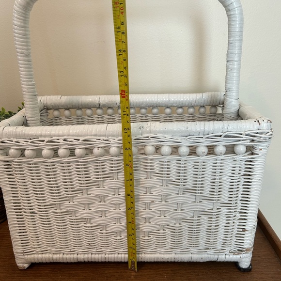 Storage & Organization | Vintage White Wicker Magazine Book Rack Tote ...